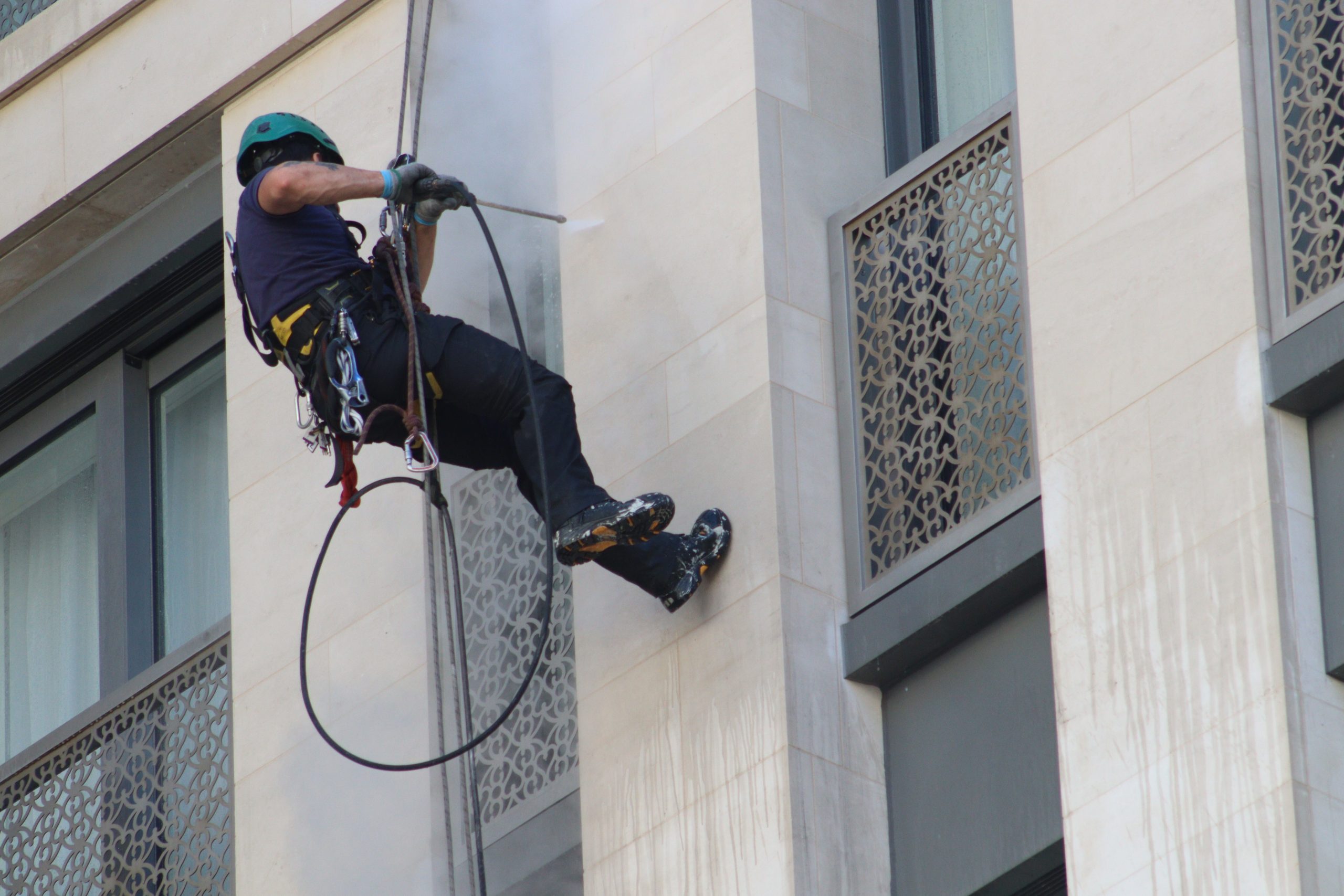 Facade Cleaning London - Pristine SCS